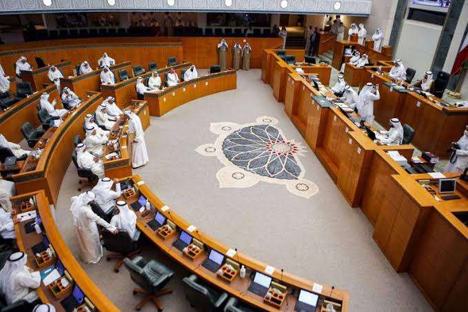 Basic Pay Hike Requested In Bill | Kuwait Local News