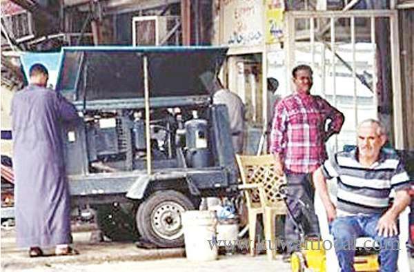 Expat Workers Fear For Their Livelihood,congestion Increase | Kuwait ...