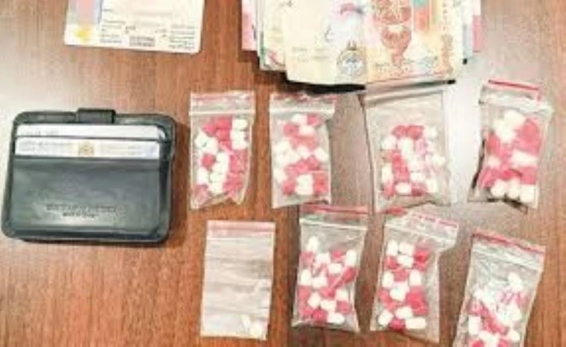 Expatriate's Drugs And Weapon Seized By The Police | Kuwait Local News