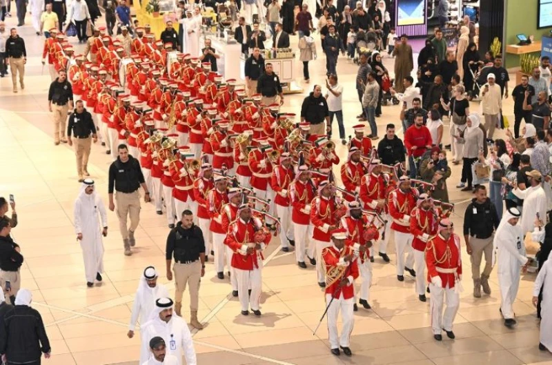 Kuwait Army Band Performs At Avenues As Part Of Gulf Weeks Activities ...