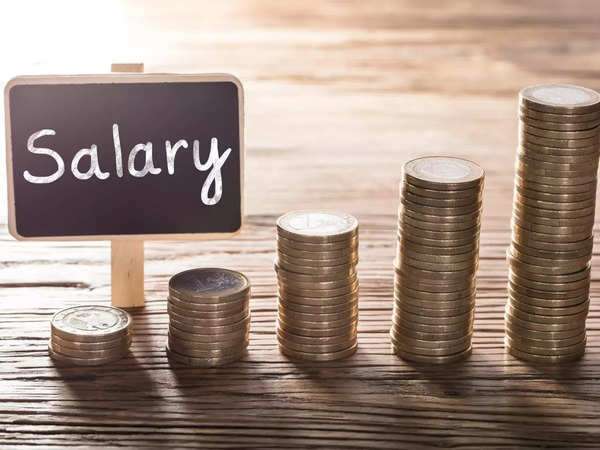 The Kuwaiti Average Salary Reached Kd1,538 | Kuwait Local News